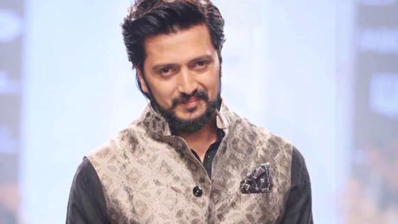 Riteish Deshmukh Biography, Age, Movies, Net Worth & Wife