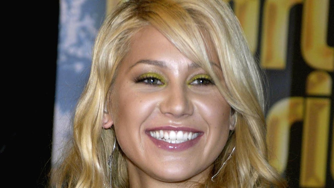 Anna Kournikova Biography: Age, Height, Tennis Career, Net Worth & Life Story