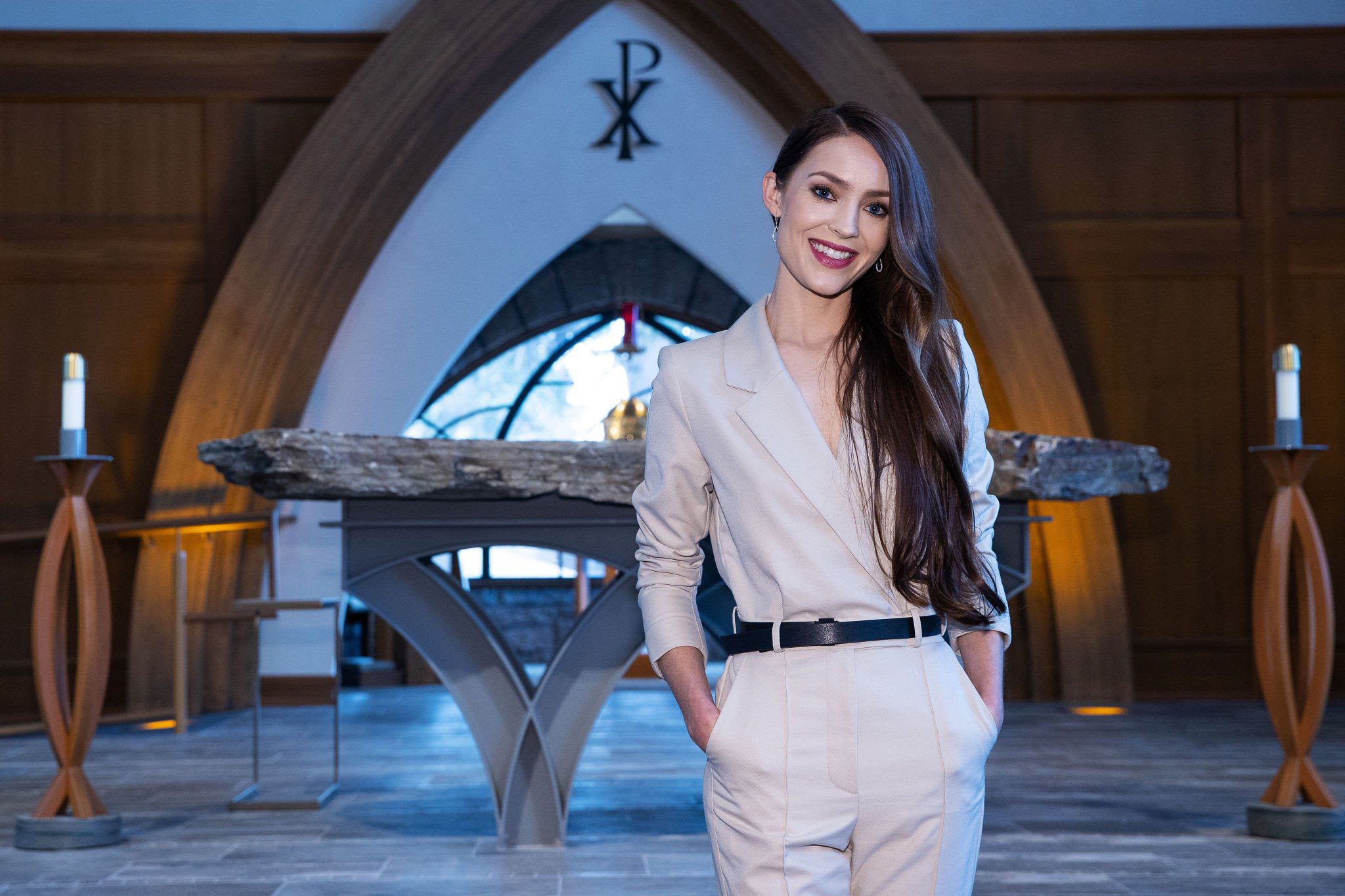 Rosalind Ross Biography: Age, Height, Children, Movies, Husband, Writer ...